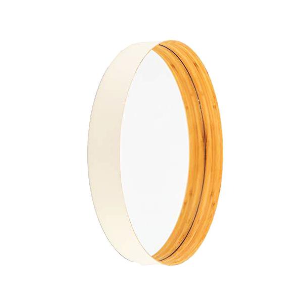 竹という素材が本来持つ「曲がり」の特性を活かしたデザインのZEROウォールミラーです。倉敷で作るバンブーコレクション、TEORI(テオリ)。岡山・倉敷の工房で竹集成材のデザイン・作成をしている日本のメーカーで、社名のテオリの由来はドイツ語で...