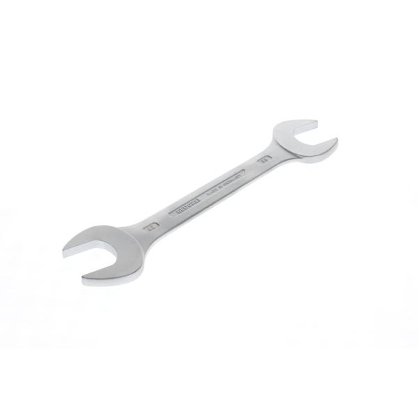 ・Acc. to DIN 3110, ISO 3318, ISO 1085, ISO 10102・Slim pattern, oval shaft・GEDORE vanadium steel 31CrV3, heads finely pol...