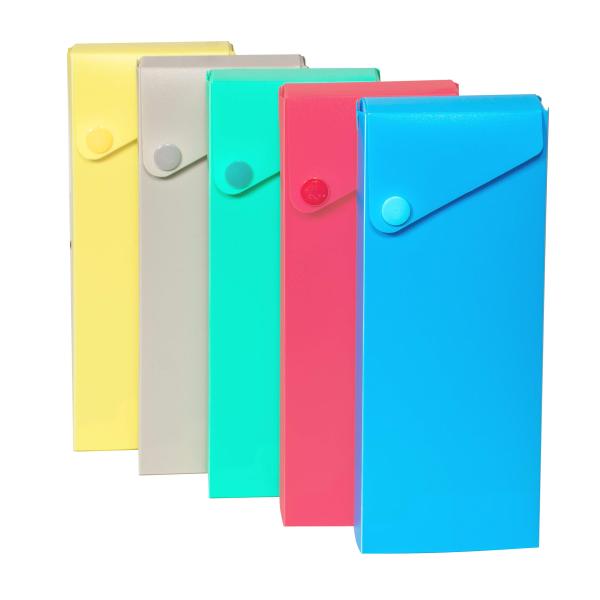 ・Made of durable polypropylene.・Features snap closure.・Perfect for storing pens, pencils, markers and more.・Bright Tropi...