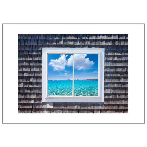 ・Inside of the card is blank.・Small theme related images are printed on the inside and back of the card, and on the enve...