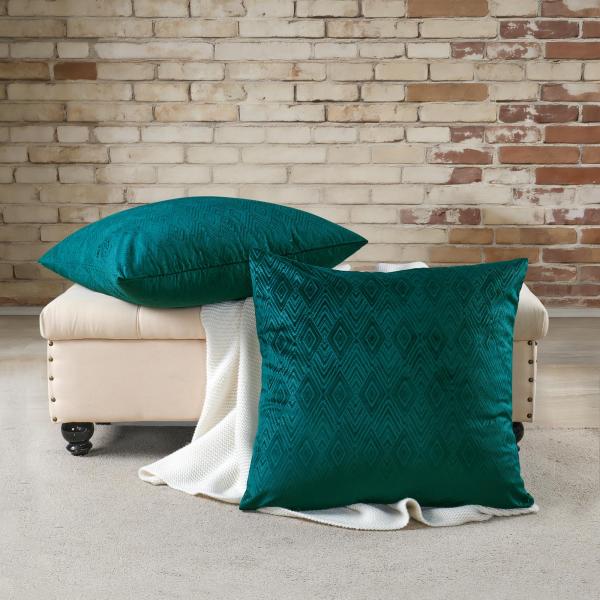 ・Upgrade Your Pillows! Easily turn your old pillows into new ones by slipping them into these delectably soft pillow she...
