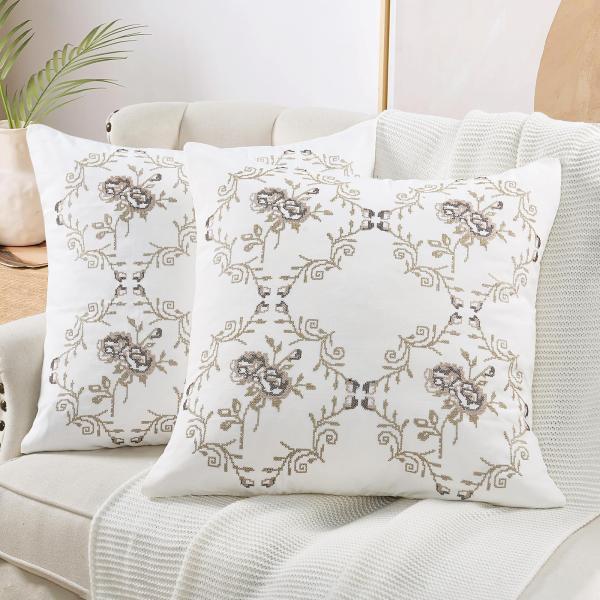 ・Classic Embroidery! Embroidery Canvas Pillow Shells are an easy and inexpensive way to upgrade your room's decor. Solid...