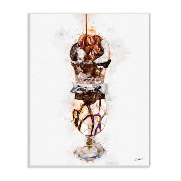 Ziwei Li アートデザインのファッションブランドをモチーフにしたデザートカップ水彩画ウォールプラーク（約25×38cm）。高品質リソグラフ印刷をMDFに貼り付け、側面ホイル仕上げ。取り付けハードウェア不要、すぐに壁に飾れます。アメリカ製。