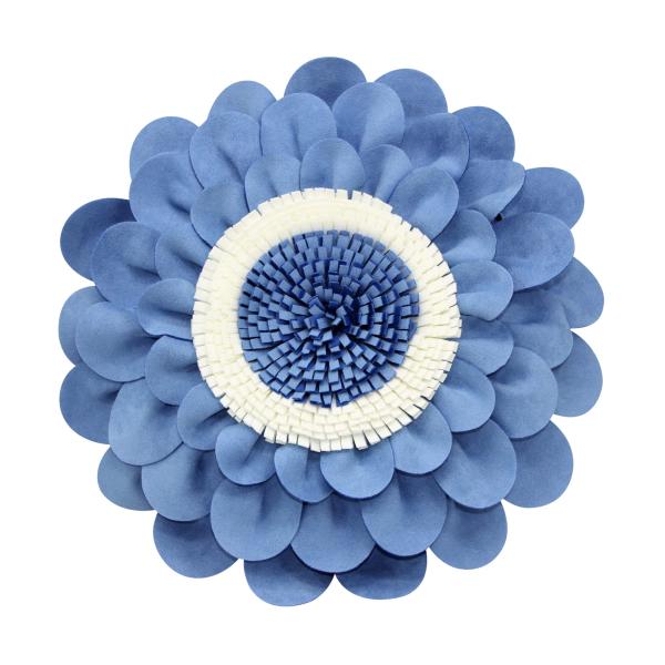 ・BEAUTIFUL HOME D〓COR: Enrich the d〓cor of your home with our decorative flower pillow! With an outstanding design, this...