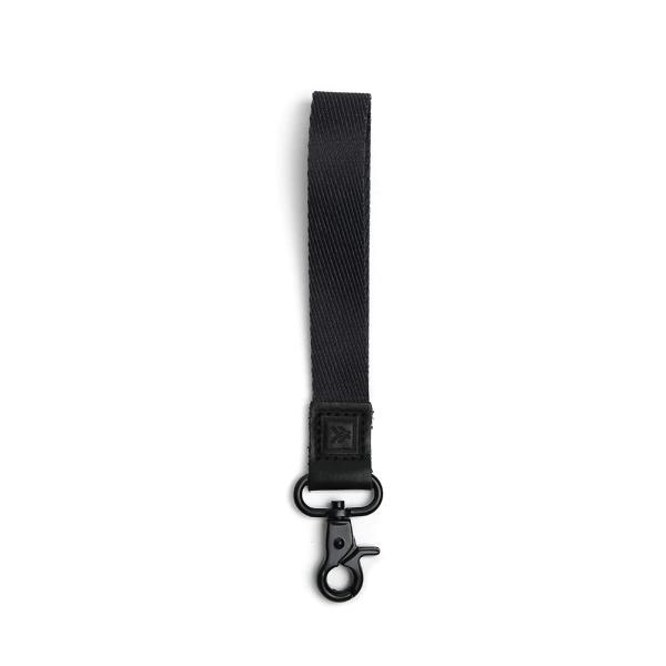 ・耐久性の高いポリエステル製ストラップ・高品質な金属クラスプ・長さ:14 cm 幅:1.9cm 重さ：19g
