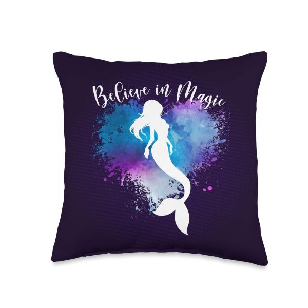 ・Mermaid lover quote for teen tween girls little kids women says Believe in Magic with mermaid ＆ heart graphics in retro...