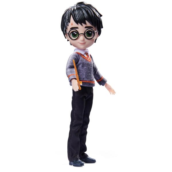 ・8-INCH HARRY POTTER DOLL: Recreate your favorite scenes with this 8-inch poseable Harry Potter doll Realistic details, ...