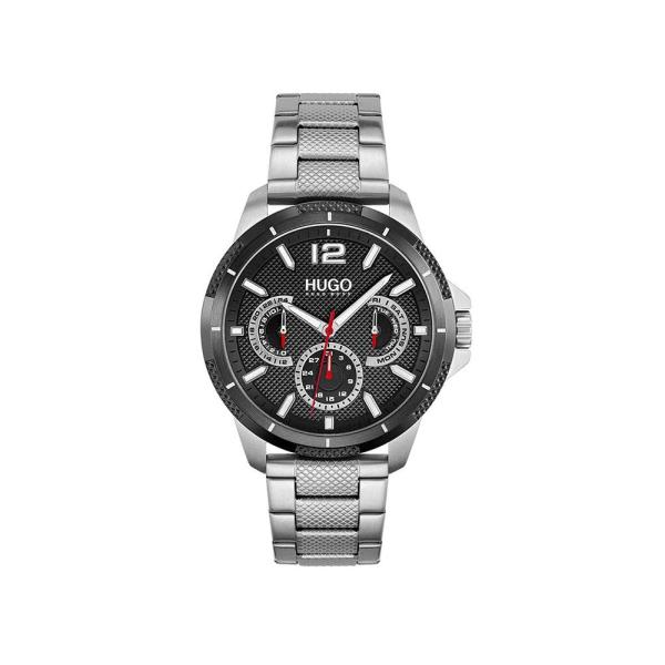・BOLD AND MASCULINE: This multifunction #SPORT is the definition of attention-grabbing style. Securing with a textured b...