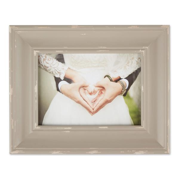 ・RUSTIC FARMHOUSE LOOK: Complete your d〓cor with this vintage wood composite picture frame・DURABLE ＆ ATTRACTIVE: Made of...