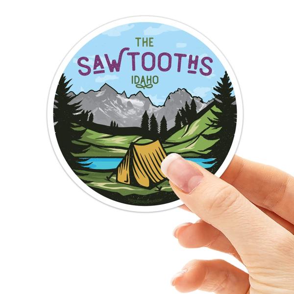 ・The Sawtooth Mountain Range is part of the Rocky Mountains in central Idaho, climbing to 10,751ft at the summit of Thom...