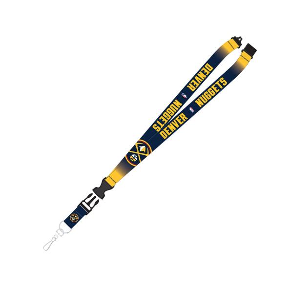 ・Sporting events bring many people together. And they wear it to show the rest of the world which team they support. Wea...