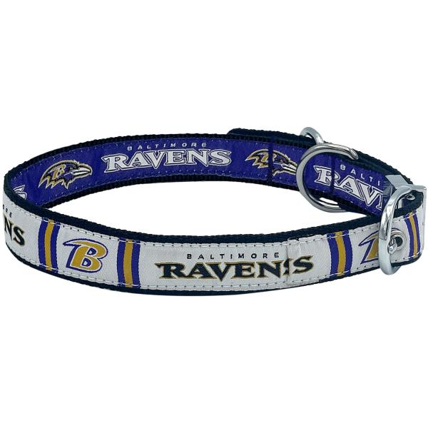 ・PREMIUM DOG COLLARS NFL Officially licensed. The new PETS FIRST REVERSIBLE DOG COLLARS with a SWIVEL METAL BUCKLE has 2...