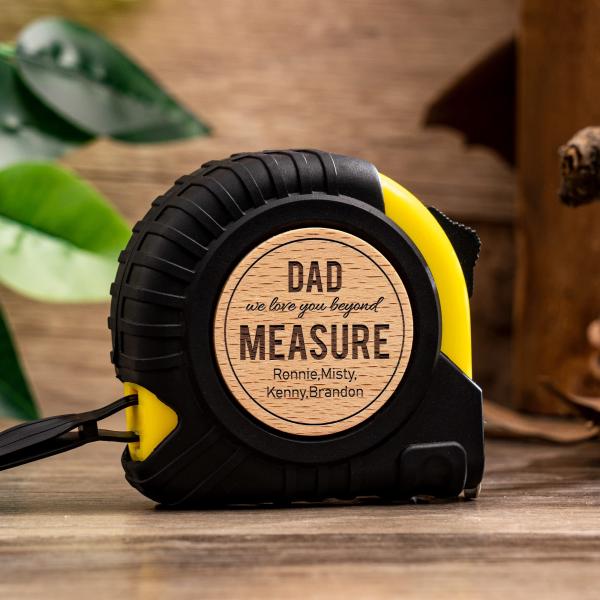 ・Looking for a Father's Day gift that is fun, creative and sure to bring a tear to his eye? Our personalized measuring t...