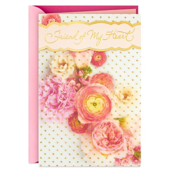 ・Wish your friend a very happy birthday with a special birthday card she's sure to appreciate.・Cover features a photogra...
