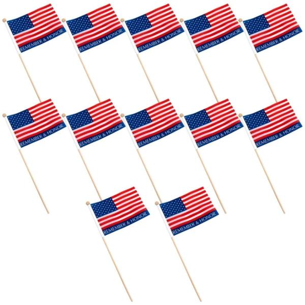・Wave these Memorial Day flags to show off patriotic pride at Memorial Day events. These American flags have an extra li...