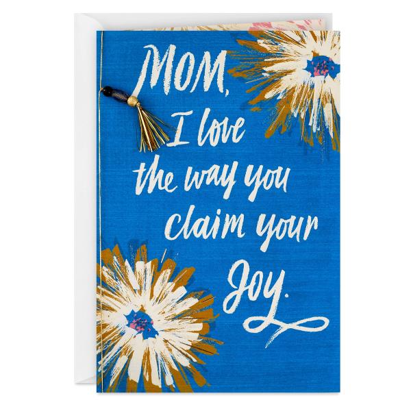 ・Send your mom wishes for a happy Mother's Day with a thoughtful Mother's Day card she's sure to appreciate.・Cover featu...