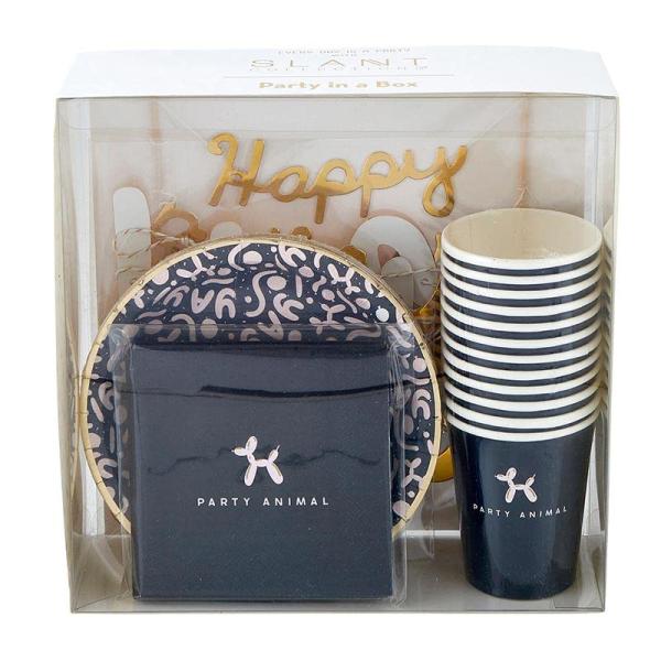 ・PARTY IN A BOX Includes everything you need for a fabulous party・CONVENIENTLY PACKAGED SET includes 1 paper star garlan...