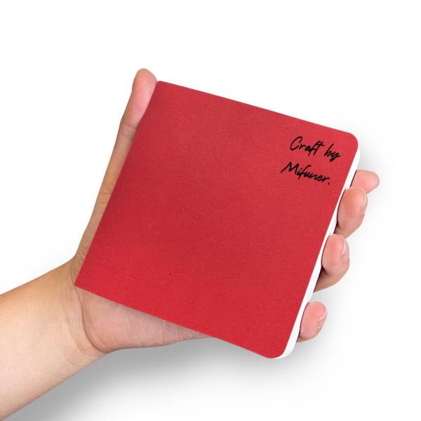 ・30 Sheets (62 Pages) Hardcover Sketch Book :3.9x3.9 Inch Warm White Paper, each sheet of this features a double sided t...