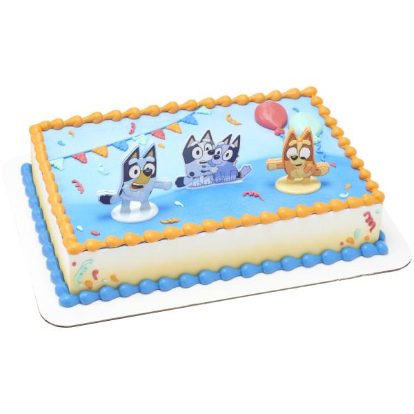・Bluey and Bingo Cake Decoration - Dance party! DecoSet includes Bluey and Bingo figurines that actually dance, with Muf...