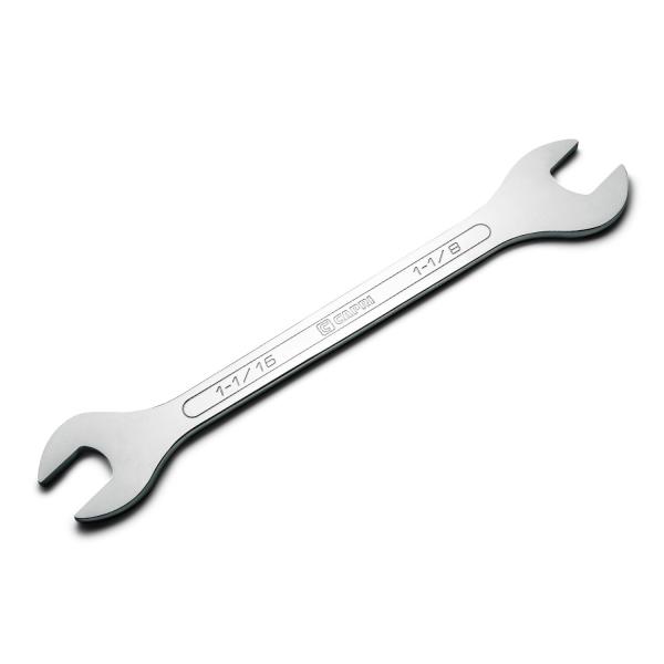 ・超薄型超ロープロファイルレンチにより、タイトなクリアランスでファスナーに届きます。 わずか 3.6 mm の薄さでプレミアム鍛造スチール製のこの超薄型オープンエンドレンチは本当に万能で長持ちします。・レンチヘッドは15度の角度で傾いていま...