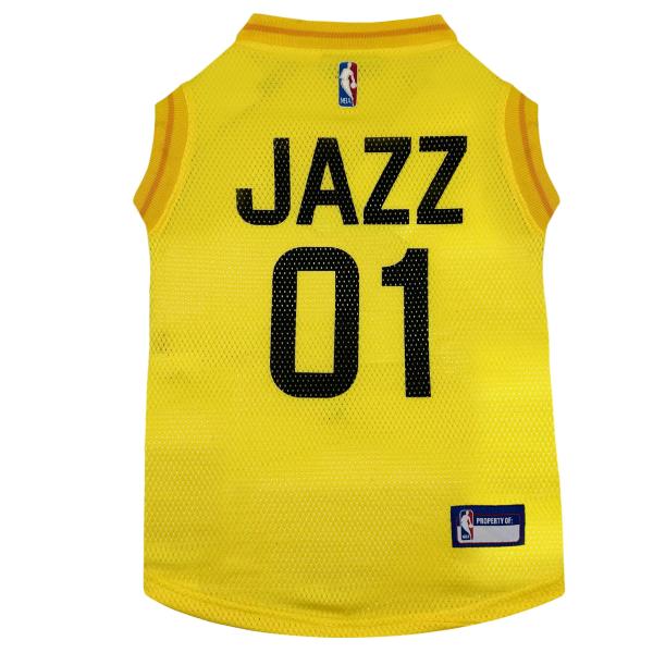 ・FEATURES: Your favorite NBA TEAM NAME, LOGO and NUMBER in vibrant team colors, with an embroidered NBA Jock Tag for per...
