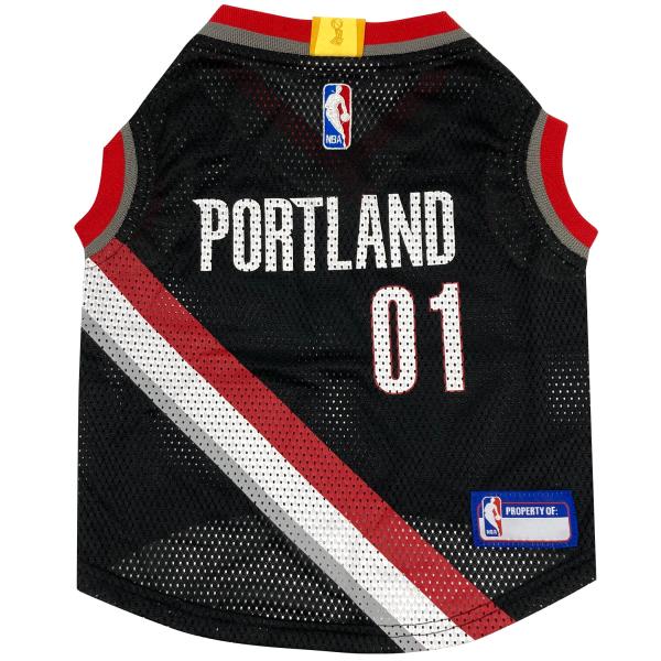 ・FEATURES: Your favorite NBA TEAM NAME, LOGO and NUMBER in vibrant team colors, with an embroidered NBA Jock Tag for per...
