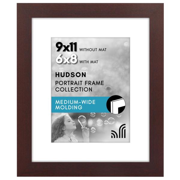 ・Your cherished memories deserve a timeless frame. Showcase your favorite moments with this sleek picture frame, featuri...