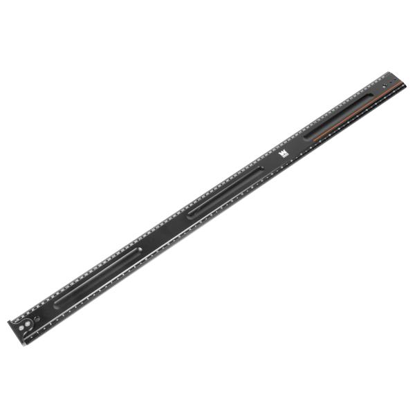 ・Equipped with a laser-etched scale for precision and a sturdy hook stop to help eliminate any inaccuracies in your meas...