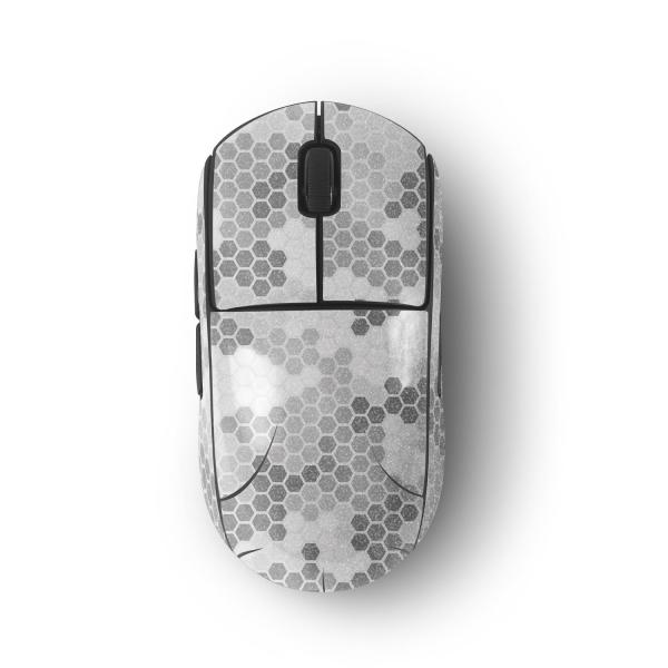 ・CARBON FIBER FINISH - with the same vibrant color and durability as our matte finish, This stylish carbon fiber texture...