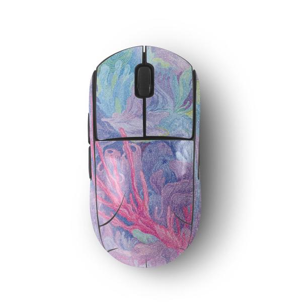 ・CARBON FIBER FINISH - with the same vibrant color and durability as our matte finish, This stylish carbon fiber texture...