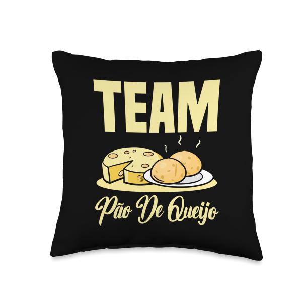 ・Join the ultimative team of P〓o de Queijo enthusiasts with QueijoTeam Gear's "Team Pao de queijo" tee. Show your passio...