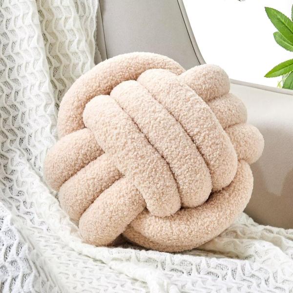 ・Knot Ball Pillow - Uvvyui round throw pillow is made of high quality PP cotton filling and lamb wool fabric covering ma...