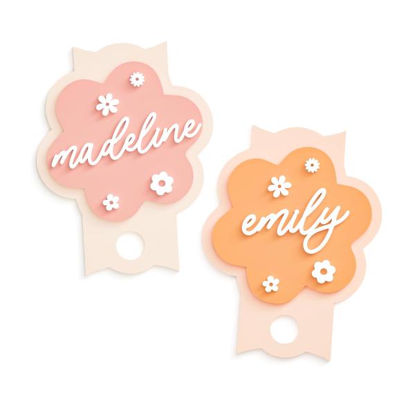 ・Adorn your Stanley tumbler with this beautifully crafted daisy tumbler topper that features a large, prominent daisy su...