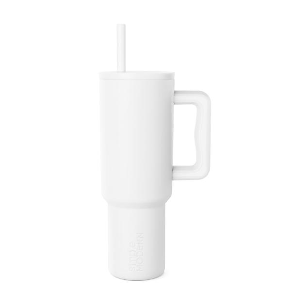 ・Leak-Proof: Comes with a push-to-lock straw lid that is 100% leak-proof・Ceramic-Lined: Made of double-walled, premium 1...