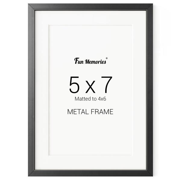 ・Stylishly Display Your Memories - With our meticulously crafted 5x7 metal frame made from premium aluminum alloy, you c...