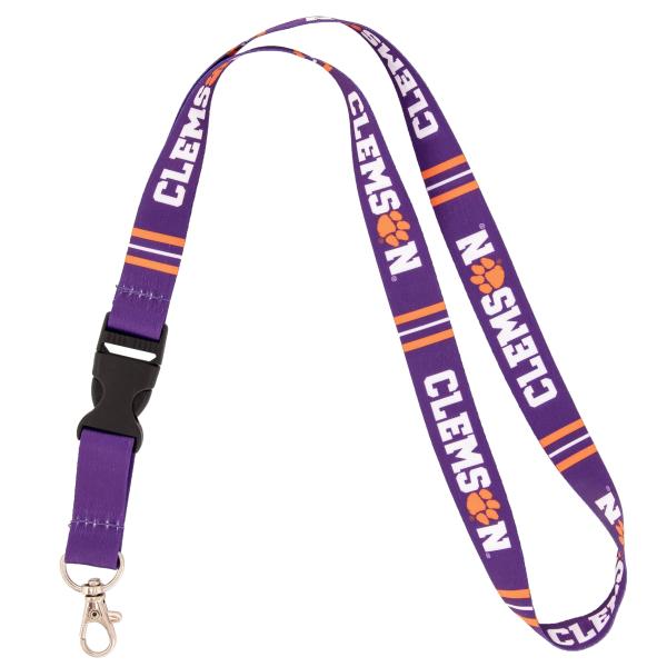 クレムソン大学タイガース（Clemson Tigers）の公式ライセンス商品です。両面プリントのポリエステル製で、防水ポーチ付き。幅約1.9cm・長さ約38cm。着脱可能なバックルとクリップで鍵や大学IDを安全に携帯できます。大学のイベント...