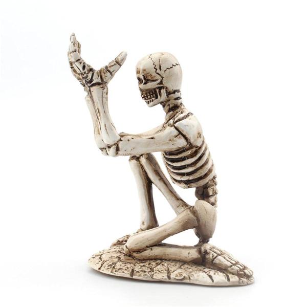 ・[Organized Desk] Keep your pens easily accessible and displayed in with this skeleton pen holder, adding a spooky touch...