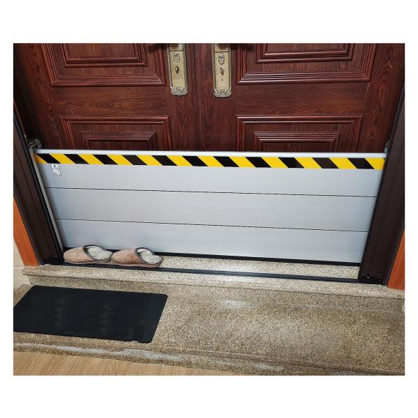 ・【 Reflective Warning Strip 】: Our garage door water barrier top baffle has black and yellow reflective strip design, ey...
