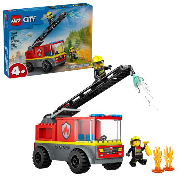 ・Firefighter toy for ages 4 and up - Introduce your everyday hero to the exciting world of LEGO City with this fire ladd...