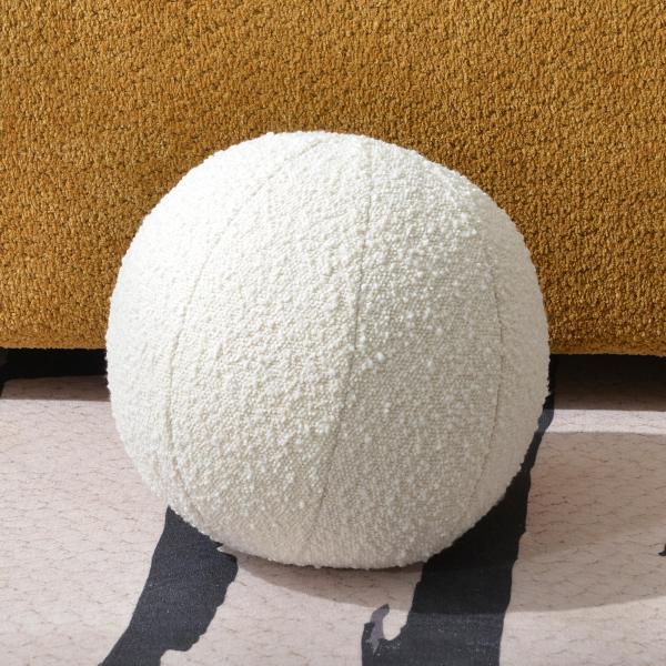 ・Luxurious Material: The boucle round throw pillow is crafted from premium boucle fabric and filled with soft, skin-frie...