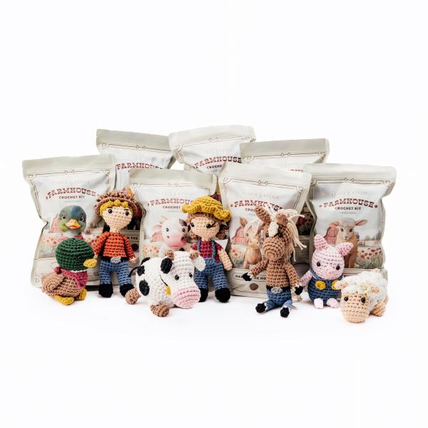 ・初心者のためのかぎ針編み:初心者、子供、大人のためのHearth ＆ Harbor's Farmhouse Crochetキットで、楽しくてやりがいのあるアミグルミの世界に飛び込みましょう。愛らしい農場のキャラクターを作るのに必要なものが...