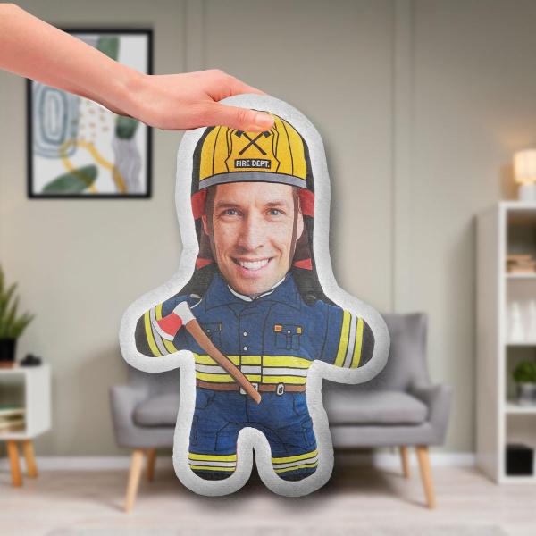 ・Unique Gift: Create a unique photo pillow in the shape of your girlfriend, boyfriend, wife, husband, lover, family, bes...