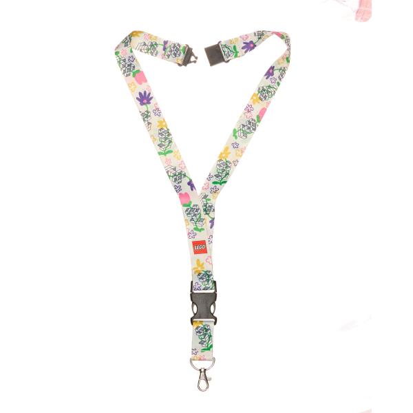 ・OFFICIALLY LICENSED LEGO LANYARD: A fun and convenient LEGO lanyard for carrying keys, identification badge and other e...