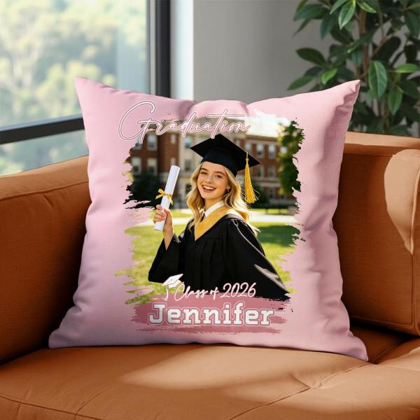 ・【A Truly Cherished Graduation Gift】Capture his or her extraordinary achievements through a unique, personalized creatio...