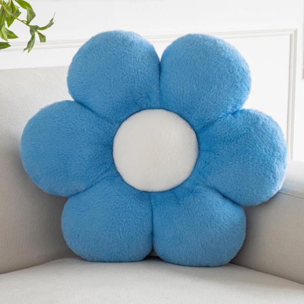 ・Soft Premium Material: Enhance your home decor with this flower-shaped pillow made from soft artificial rabbit fur. It'...