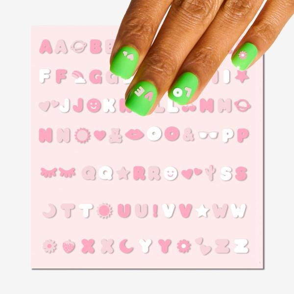 ・SALON-INSPIRED STYLES: Inspired by the most-requested looks from our LA salon, Olive ＆ June nail art stickers make salo...