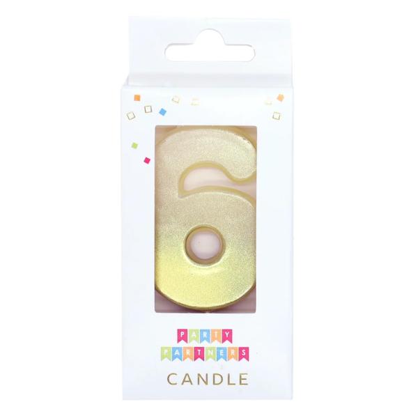 ・OMBRE NUMBER Candleは、滑らかなメタリックゴールドからホワイトのグラデーションの成形ワックスで作られています。・高さ2.5インチのキャンドルは、ケーキ、カップケーキ、重ね菓子用です。頑丈なプラスチックピックで簡単に配置で...