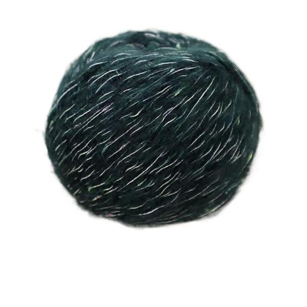 ・High-quality 300g knots of wool and mohair blend yarn for versatile crafting.・Ideal for creating cozy sweaters, stylish...