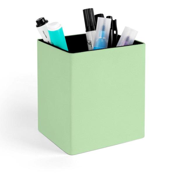・Preferred material: The surface is made of high quality leather, durable and comfortable. Size: 3.9" L x 3.1" W, perfec...