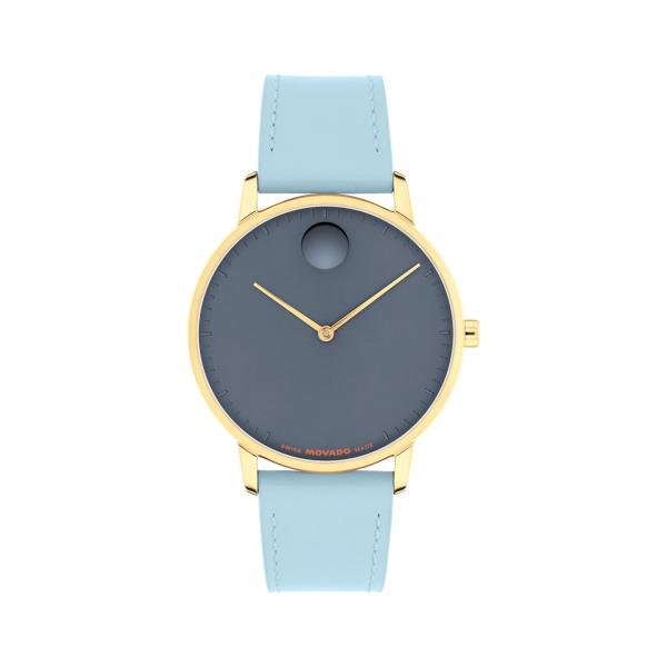 ・The Face Collection explores modern minimalism through the art of color.・This 39mm two-hand watch features a light gold...